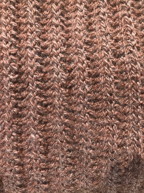 Alpaca products - knitted items, carded slivers and spun wool.